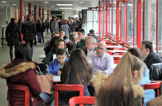 Der erste Kontakt zur neuen Schule - Info-Tag an der GvSS - Heilbronn