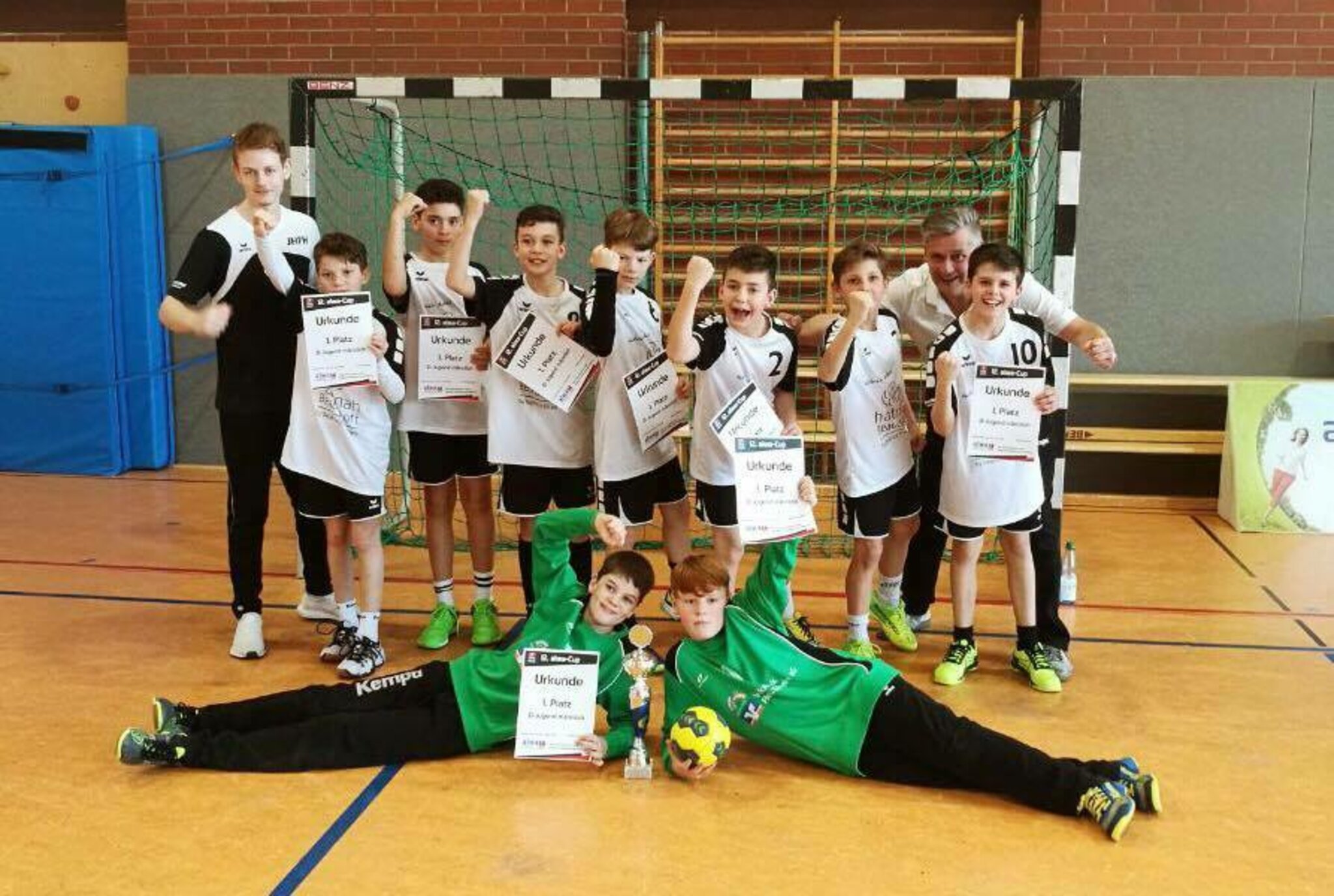 Ein Weg entsteht wenn man ihn geht - Turniersieg der JHFH D-Jugend in ...
