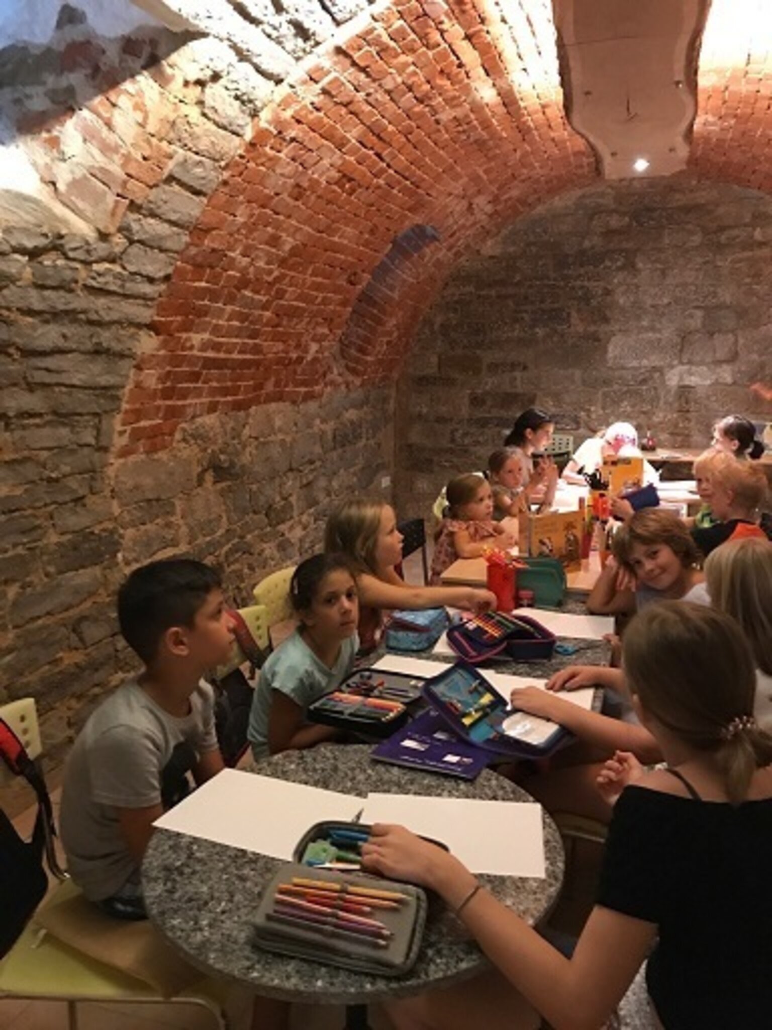 So entstehen Bücher … Ferienprogramm in der Bücherei - Kirchardt