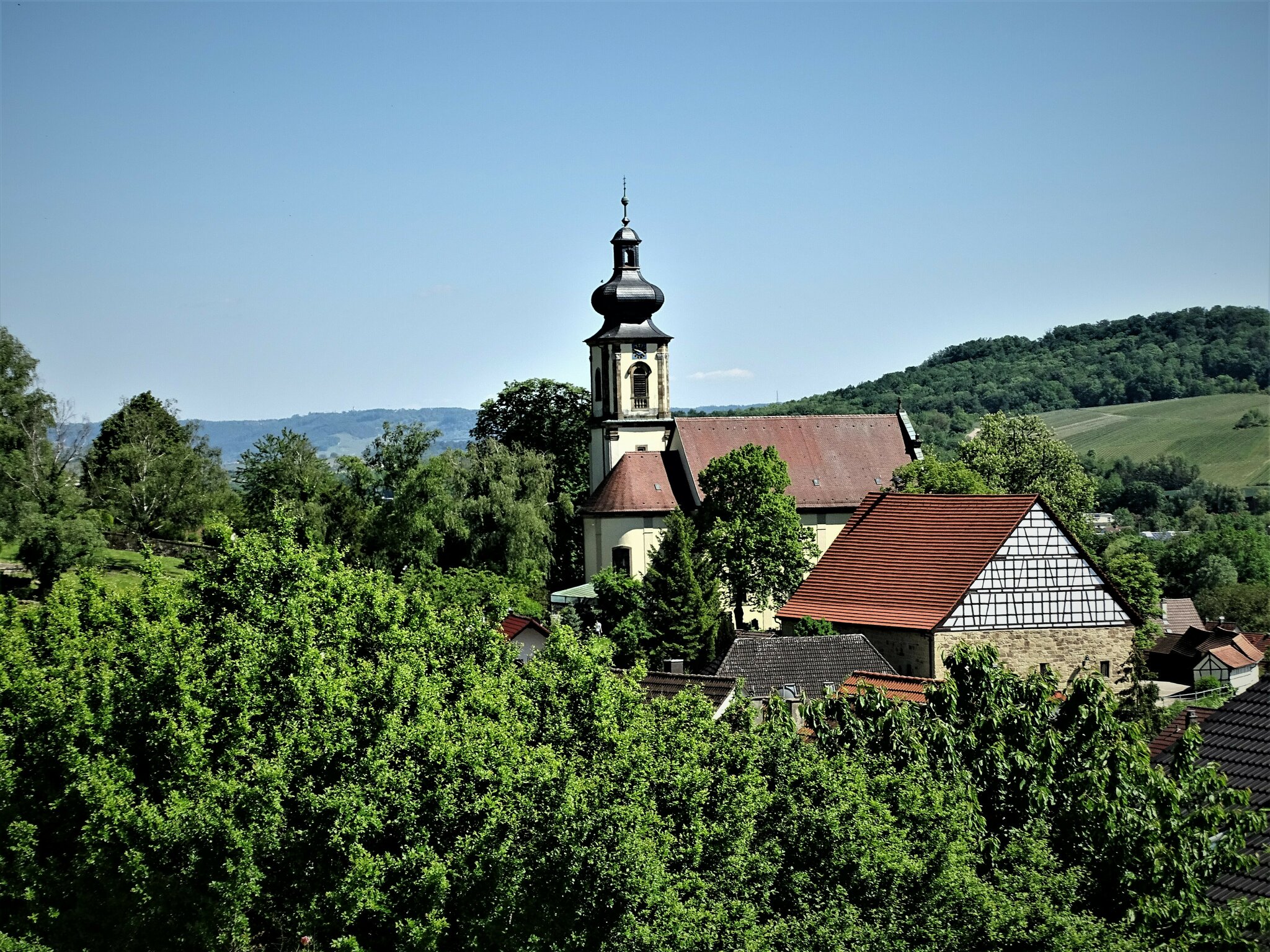 Perlen in der Gemeinde Erlenbach - Ortsteil Binswangen - Erlenbach