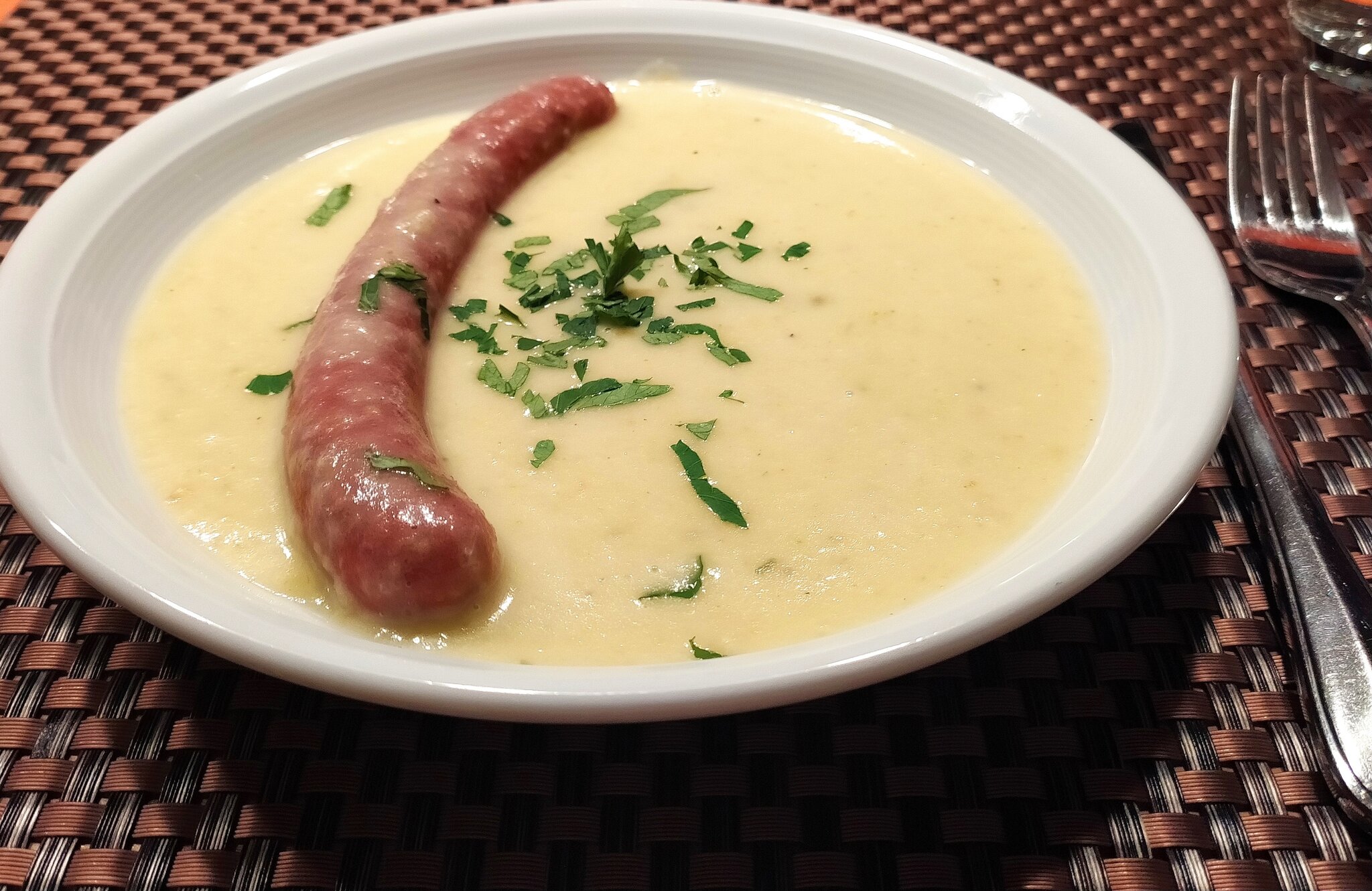 Wohlig-warmes Winteressen: Samtige Kartoffel-Lauch-Suppe - Bad Rappenau