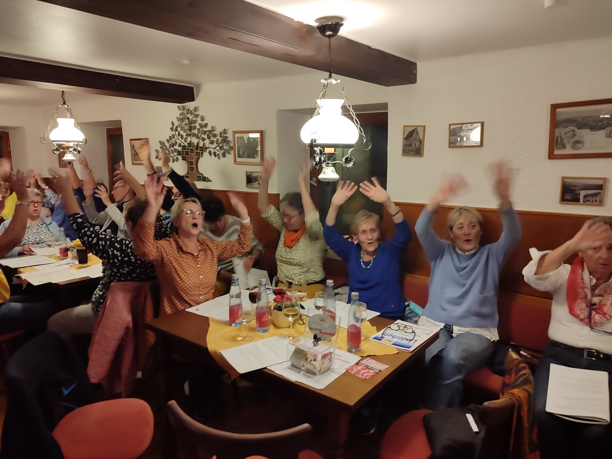 Wirtshaussingen in der Fleiner Linde: Geselliger Anlass findet viele ...