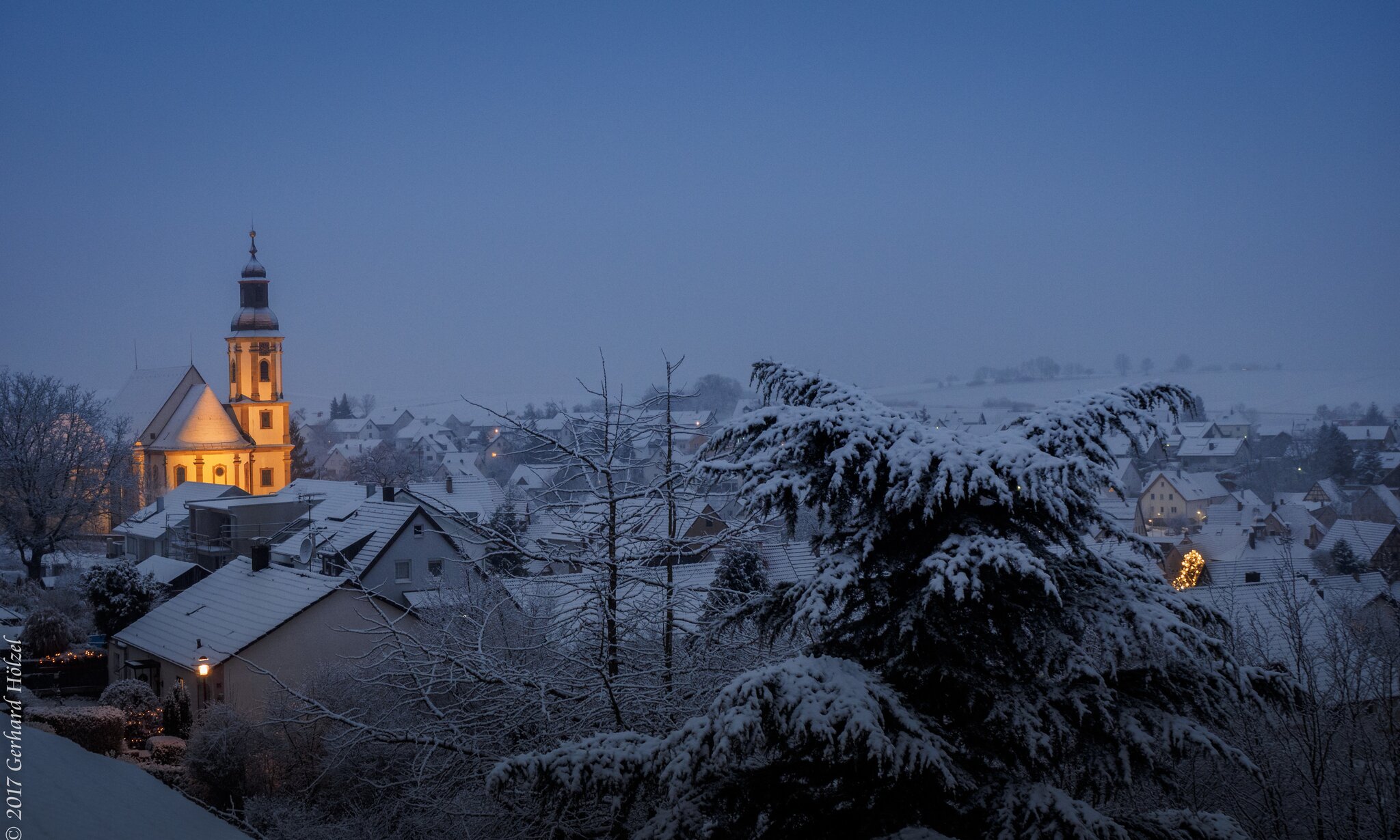 Winterlicher Weihnachtsmorgen in Dahenfeld